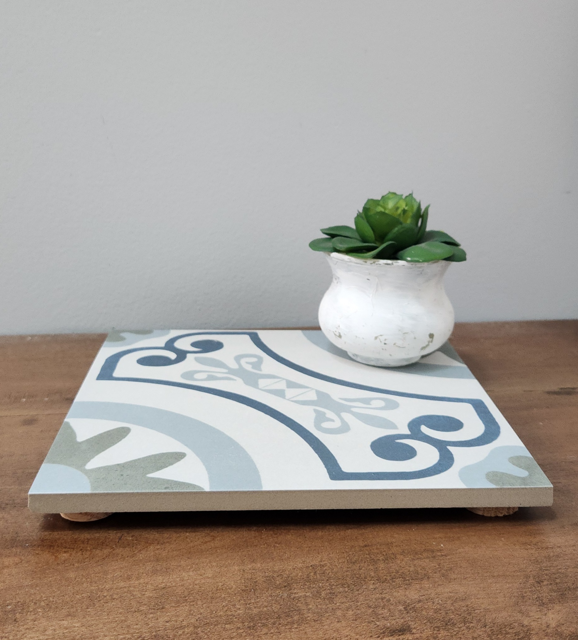 Handmade Tile Trivet / Pedestal | Crafted in the USA! - Sooo Creative ...